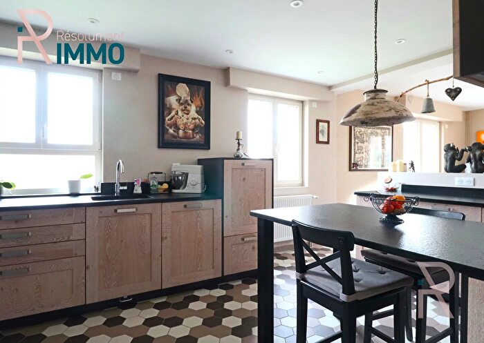 Maisons à vendre et appartements à louer - 3