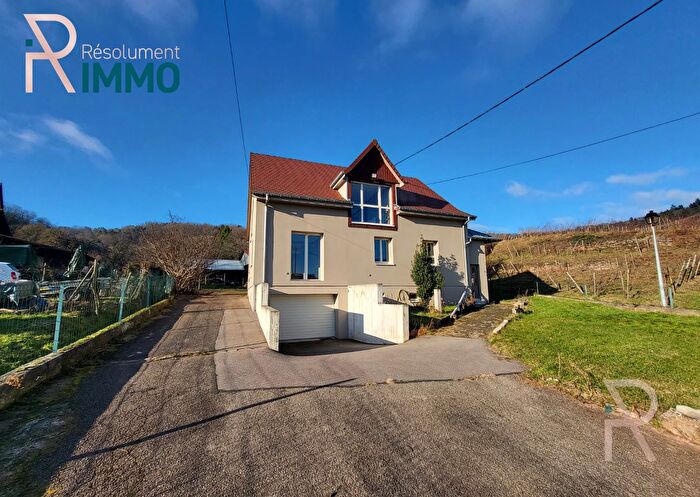 Maison à vendre - Niedermorschwihr - 6 pièces - 4 chambres