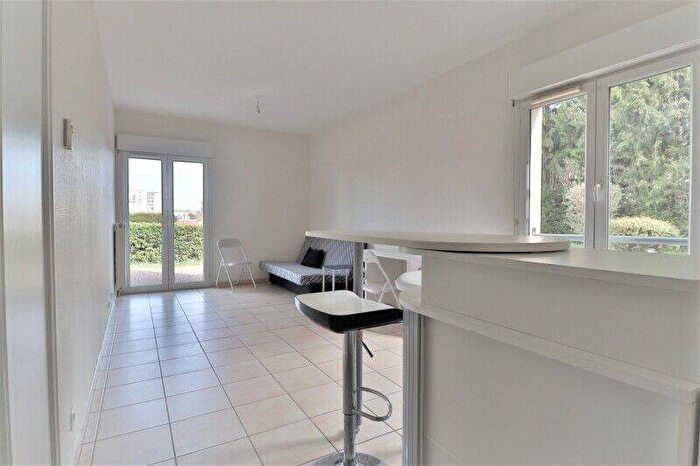 Appartement 1 pièce à Bas Clos-Nord Est, Saint-André-les-Vergers, à louer
