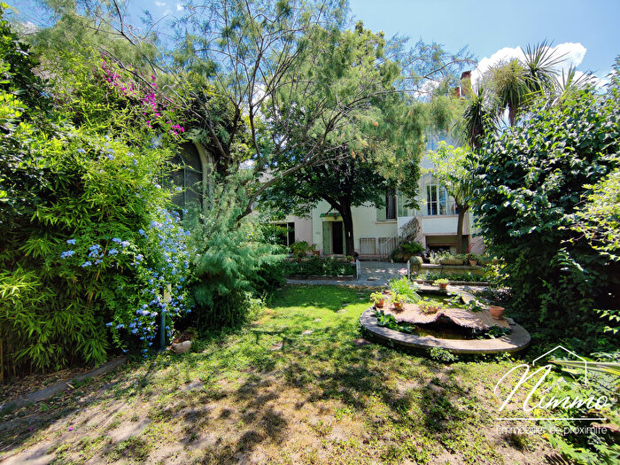 Nîmes, Gare - Maison 7 pièces à vendre
