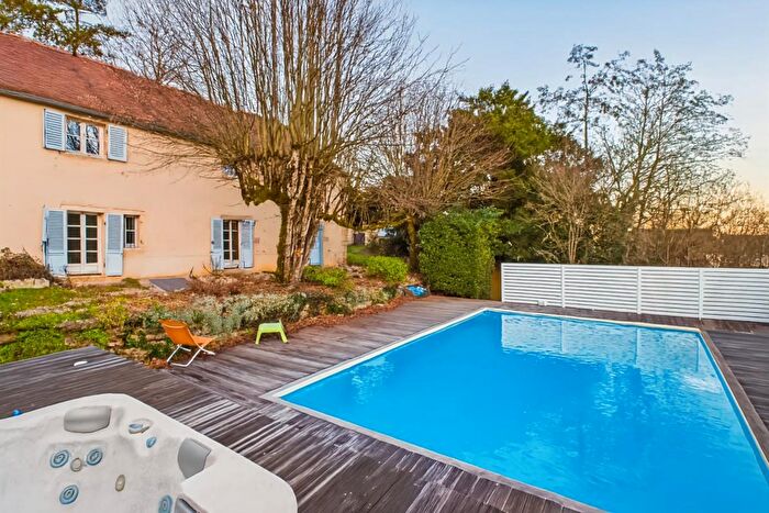 Maison à vendre - Fixin - 13 pièces - 5 chambres