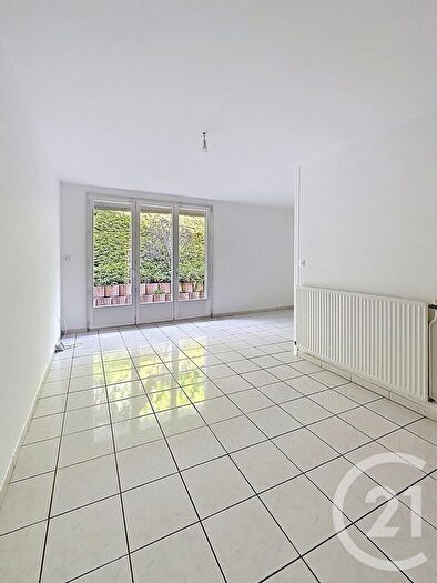Périgueux, Haut-Périgueux, Pompidou Hôpital : Appartement 3 pièces à louer
