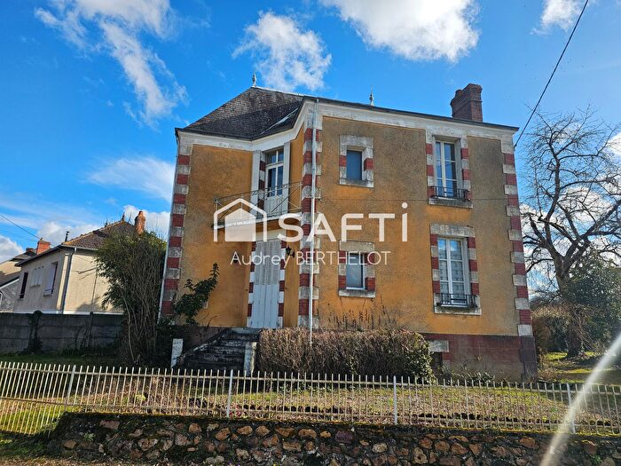 Maison à vendre - Vailly-sur-Sauldre - 5 pièces - 4 chambres