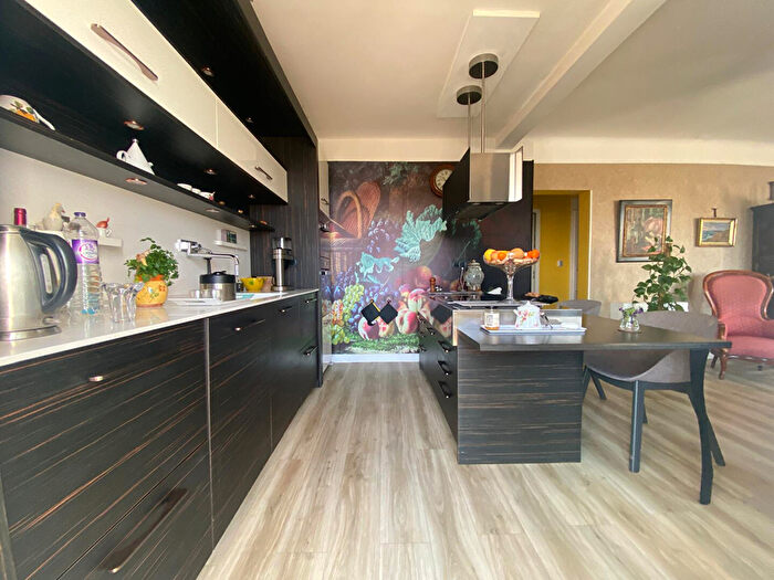 Maison à vendre - Le Thoureil - 6 pièces - 4 chambres