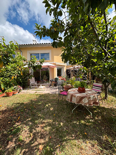 Maison à vendre - Vaugneray - 5 pièces - 4 chambres