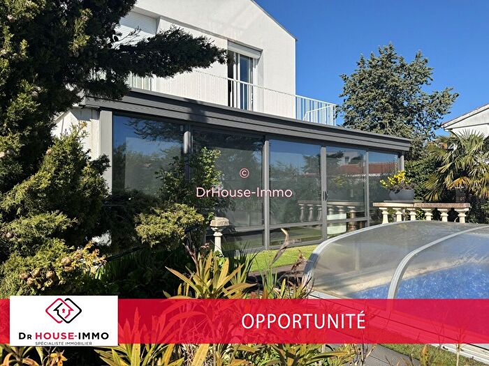 Maison à vendre - La Rochelle, Mireuil, Saint-Maurice - 7 pièces - 4 chambres