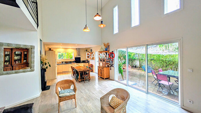 Maison à vendre - Saint-Génis-des-Fontaines - 5 pièces - 4 chambres