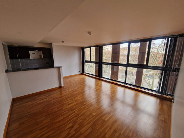 Appartement à louer - Toulouse, Saint-Georges - 3 pièces - 2 chambres