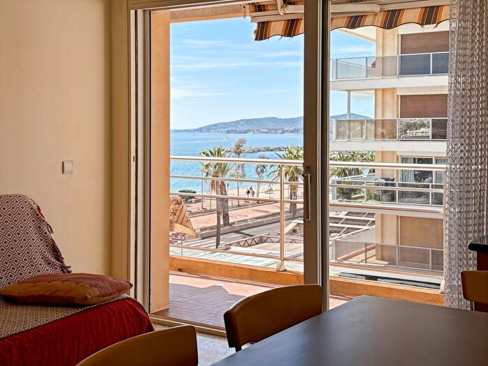 Appartement à vendre - Fréjus, Fréjus Plage - 2 pièces - 1 chambre