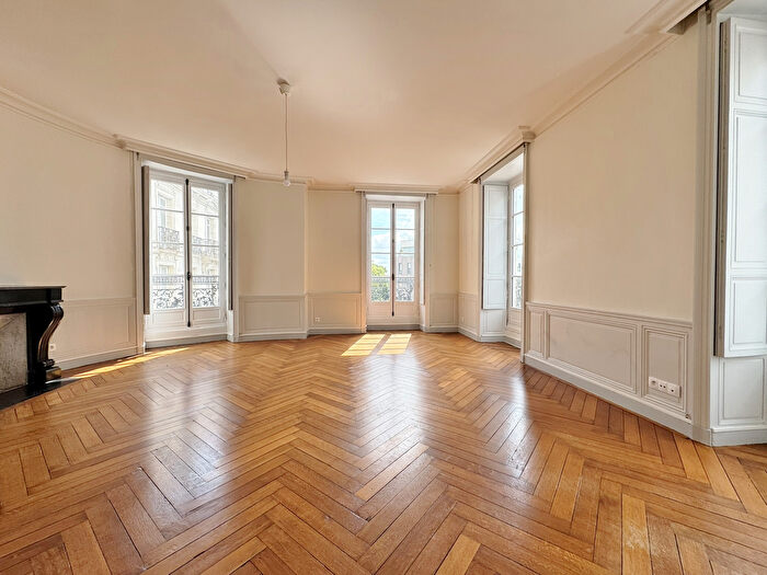 Appartement à vendre - Nantes, Centre-ville - 5 pièces - 3 chambres