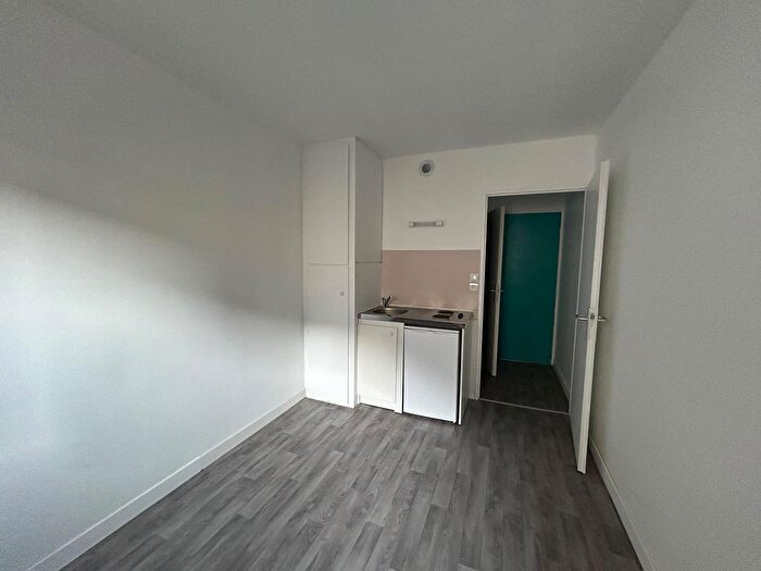 Appartement à louer - Tours, Montjoyeux - 1 pièce