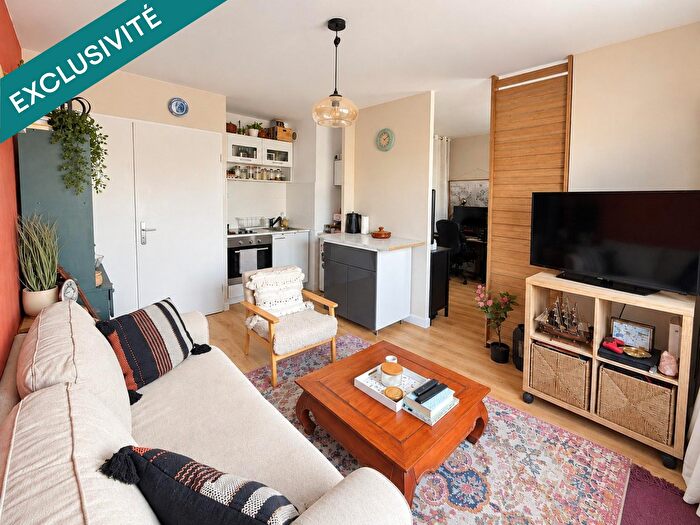 Carrières-sous-Poissy, Les Fleurs - Appartement 2 pièces à vendre