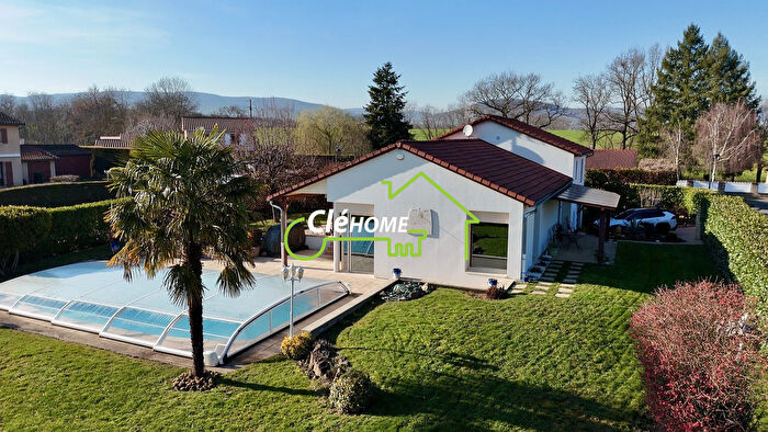 Maison à vendre - Charentay - 6 pièces - 4 chambres