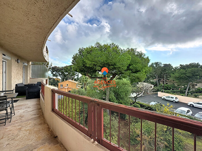 Appartement à vendre - La Seyne-sur-Mer, Sud - 2 pièces - 1 chambre