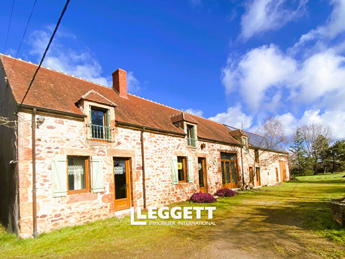 Maison à vendre - Vesdun - 7 pièces - 5 chambres