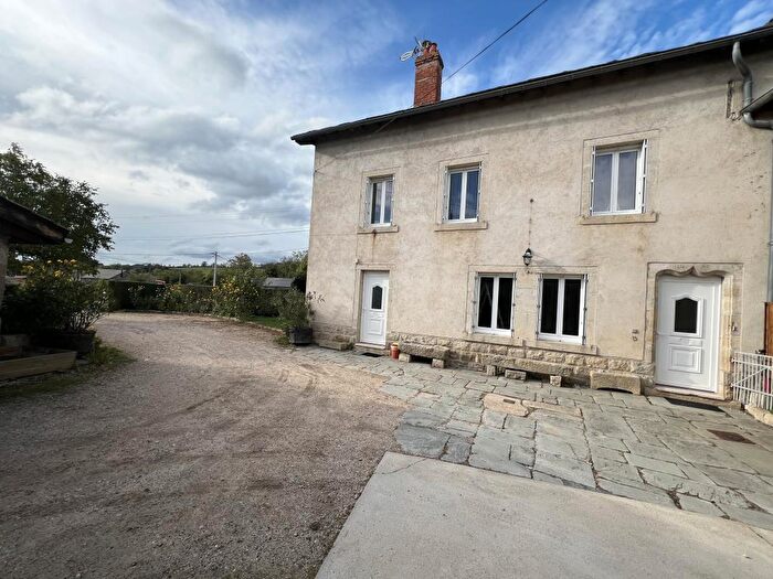 Maison 5 pièces à Saint-Pierre-Eynac, à louer