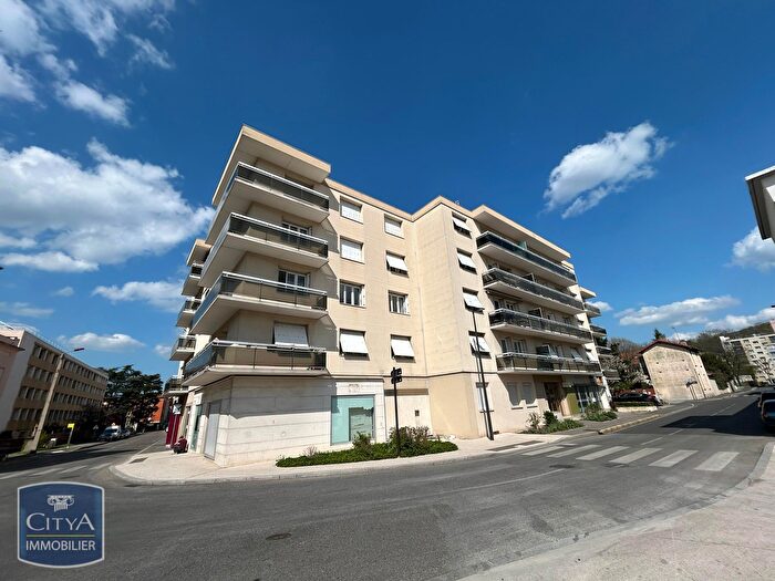 Saint-Chamond, La Valette, Croix Berthaud, Saint-Martin : Appartement 1 pièce à vendre