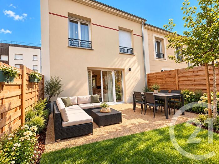 Maison 4 pièces à vendre à Éragny, Roger Guichard, Halage