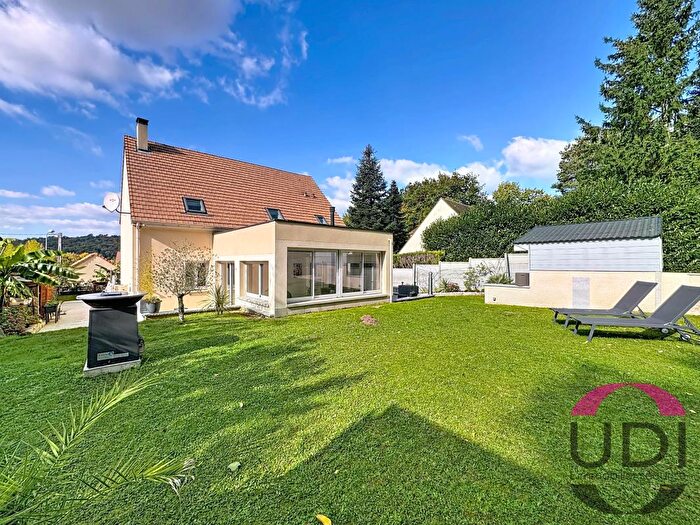 Maison à vendre - La Ferté-Alais - 6 pièces - 4 chambres