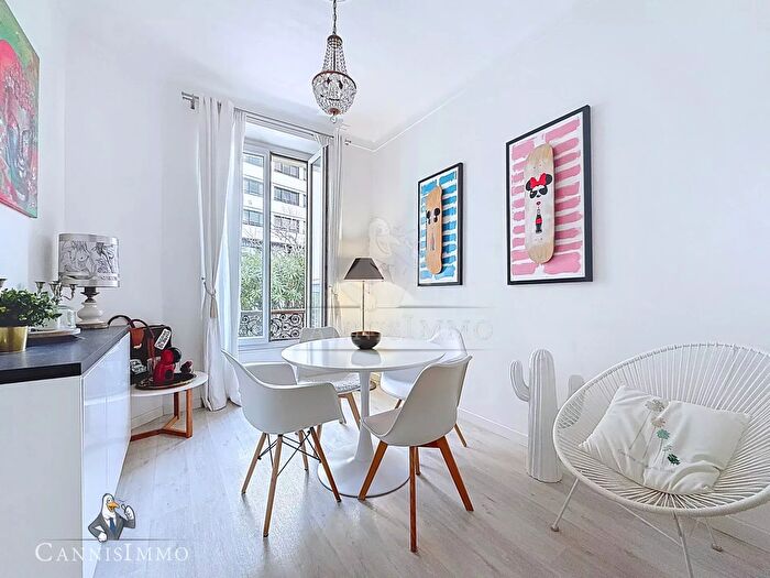Appartement à vendre - Cannes, Petit Juas - 2 pièces - 1 chambre