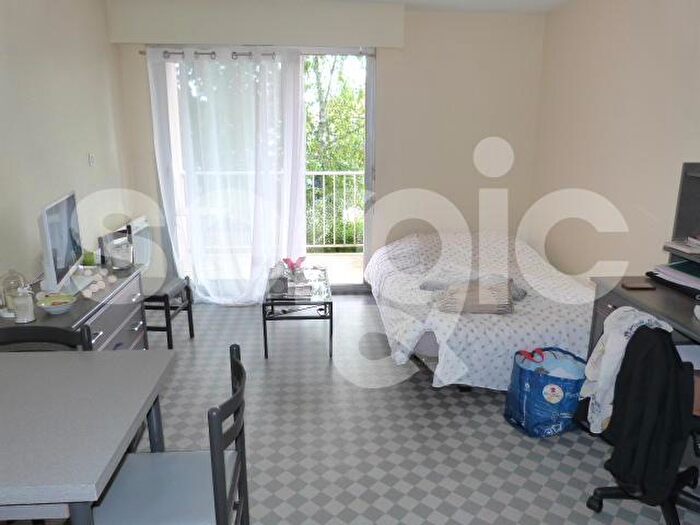 Appartement 1 pièce à louer - Cholet, Choletière