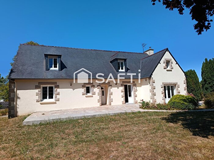 Lanvallay : Maison 9 pièces à vendre