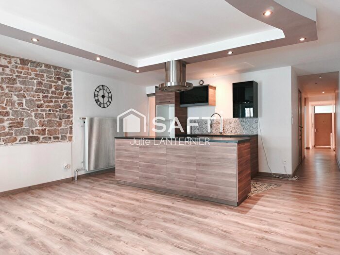 Appartement 3 pièces à vendre - Lons-le-Saunier, Centre-ville
