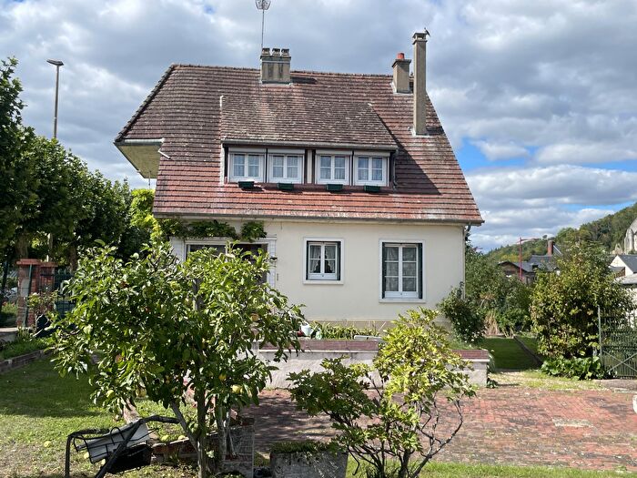 Beaumont-le-Roger - Maison 6 pièces à vendre