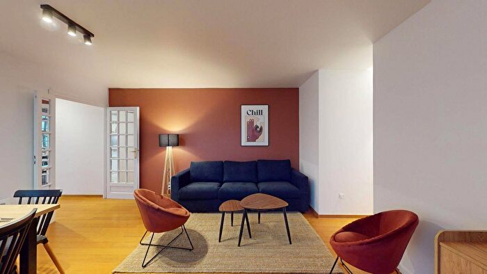 Appartement à louer - Edouard Vaillant, Bobigny - 6 pièces - 5 chambres