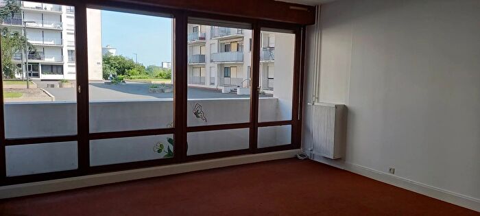 Appartement 4 pièces à Tours, Montjoyeux, à vendre