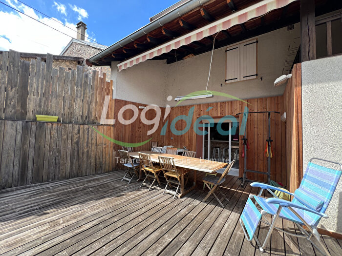 Maison 9 pièces à Cublize, à vendre