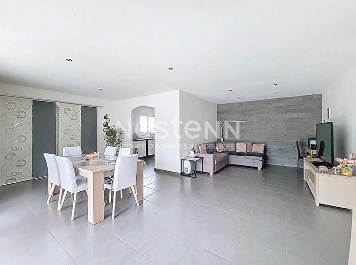 Maison à vendre - Saint-Aignan-Grandlieu - 5 pièces - 3 chambres