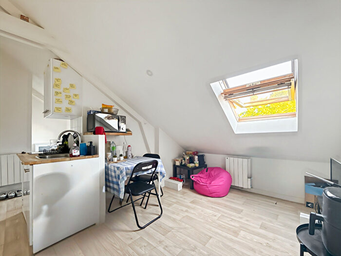 Appartement 1 pièce à louer - Quartiers Centre, Thabor, Oberthür