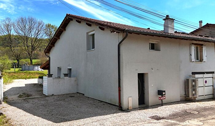 Maison 6 pièces à vendre - Chavannes-sur-Suran