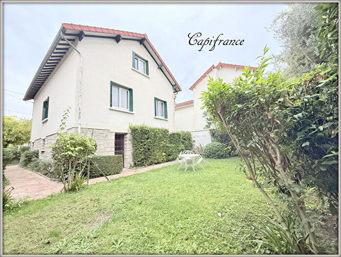 Maison à vendre - Aulnay-sous-Bois, Mairie, Paul Bert - 5 pièces - 4 chambres