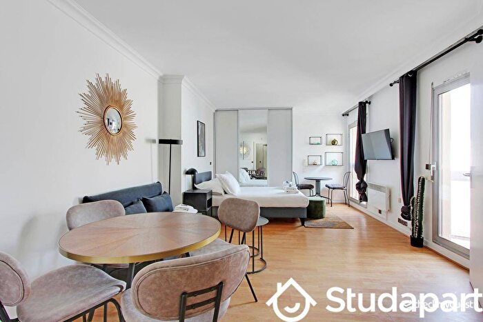 Appartement à louer - Bord de Seine-Les Martinets, Rueil-Malmaison - 1 pièce