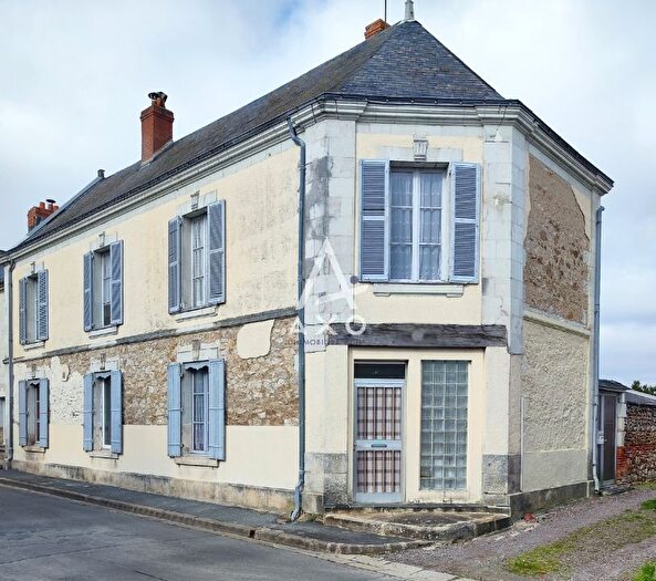Maison à vendre - Beaufort-en-Vallée - 7 pièces - 4 chambres