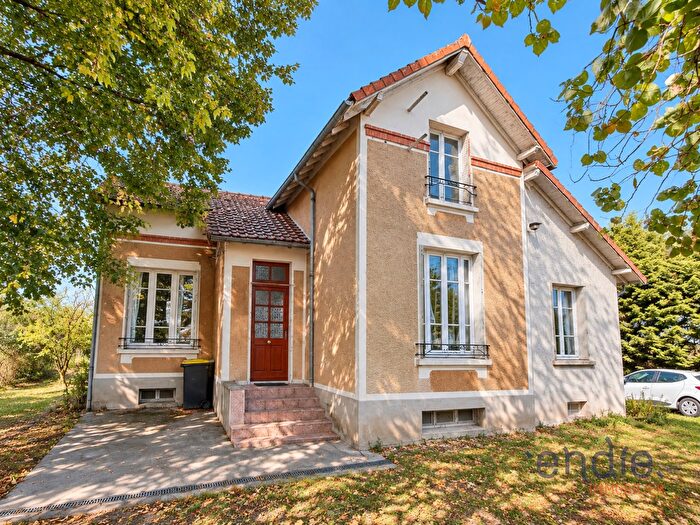 Maison 5 pièces à vendre à La Ferté-Hauterive