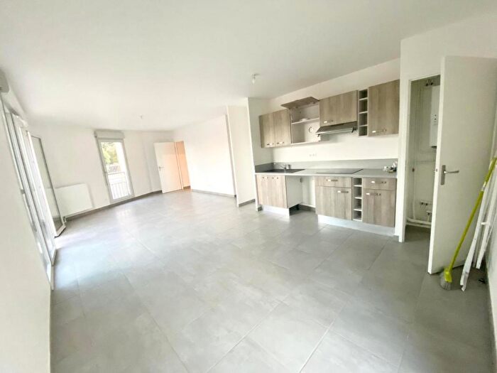 Maison à louer - Tours, Sainte-Radegonde, IUT - 4 pièces - 3 chambres