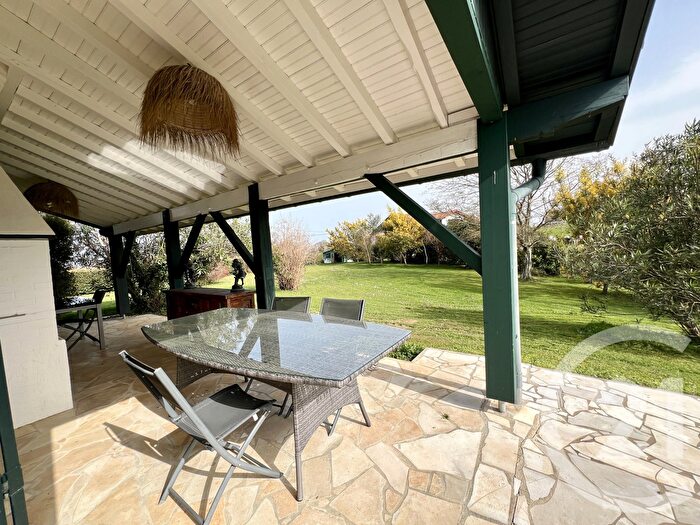 Maison à vendre - Ustaritz - 5 pièces - 4 chambres