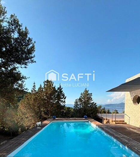 Maison 4 pièces à Belvédère-Campomoro, à vendre