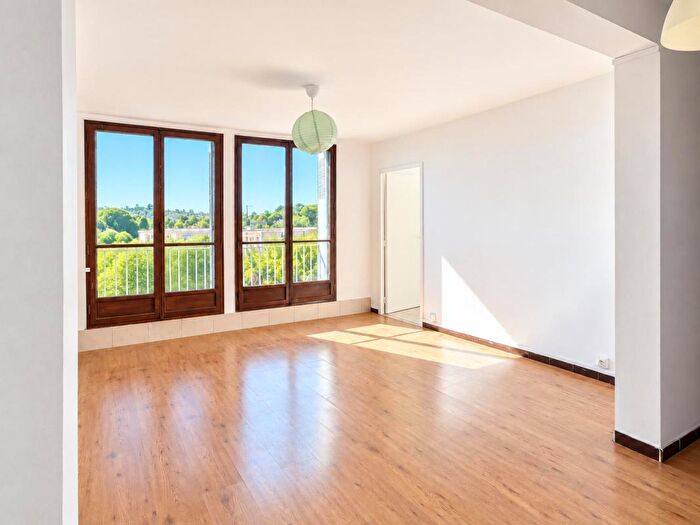 Appartement 3 pièces à vendre - Aix-en-Provence, Pont de l'Arc