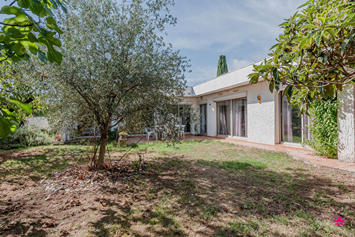 Maison 5 pièces à Chassieu, à vendre