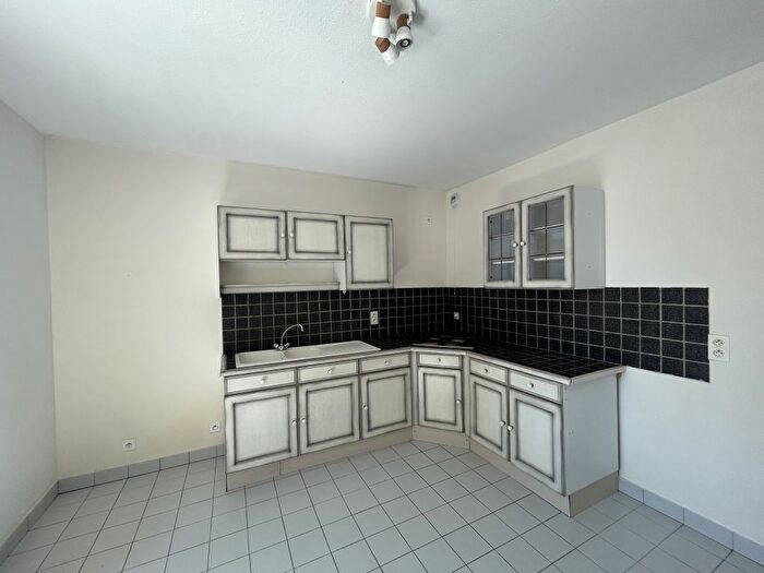 Montbrison, Centre-ville : Appartement 2 pièces à louer