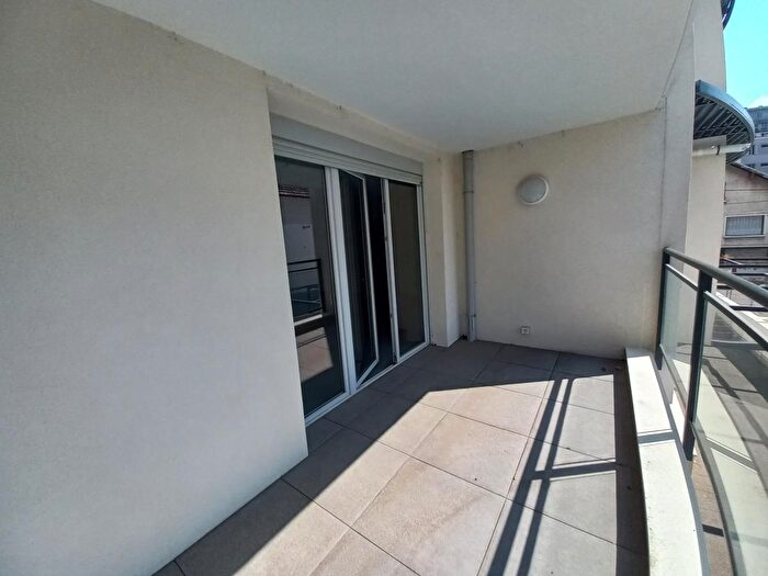 Appartement 3 pièces à louer - Grenoble, Alliés, Alpins