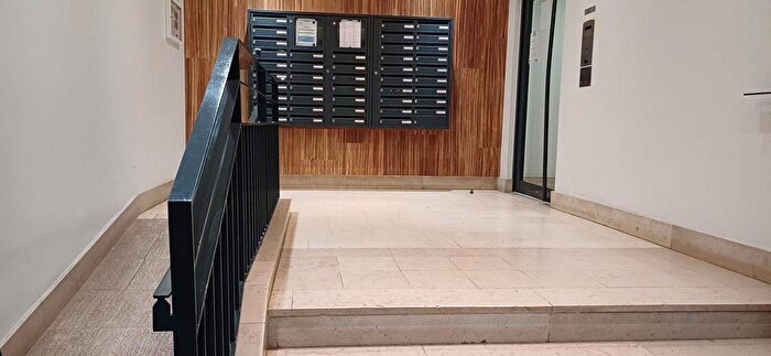 Appartement à louer - Antony - 4 pièces - 3 chambres