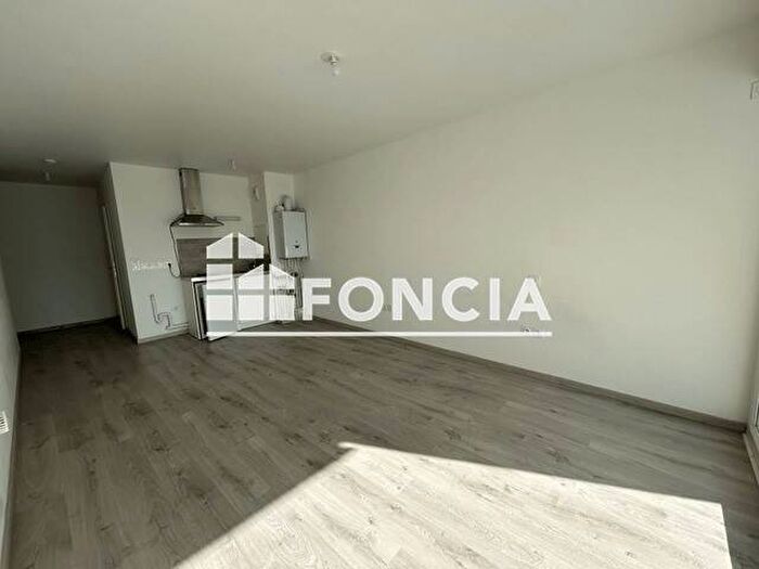 Appartement à louer - Clairmarais-Charles Arnould, Reims - 1 pièce