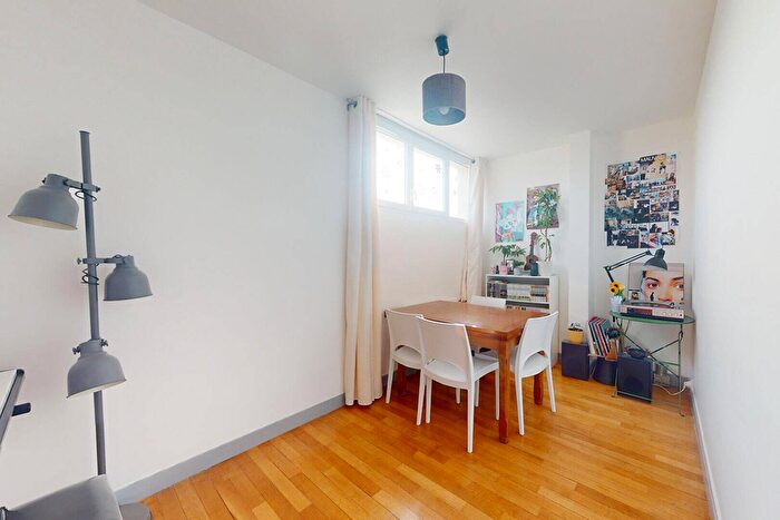 Appartement à louer - Castelnau, Dijon - 2 pièces - 1 chambre