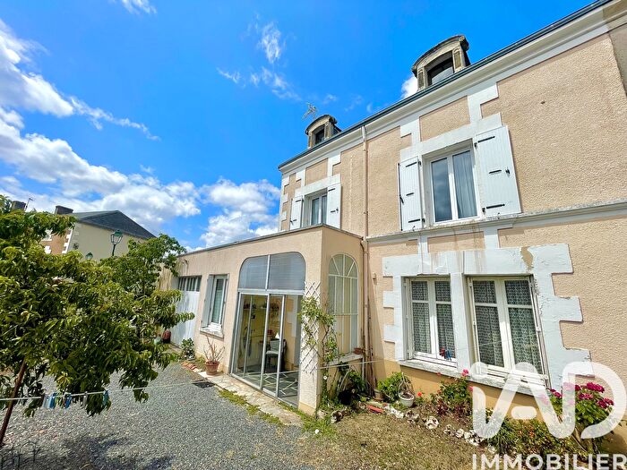 Maison à vendre - Lathus-Saint-Rémy - 5 pièces - 4 chambres