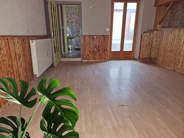 Maison à vendre - Monthureux-sur-Saône - 4 pièces - 3 chambres